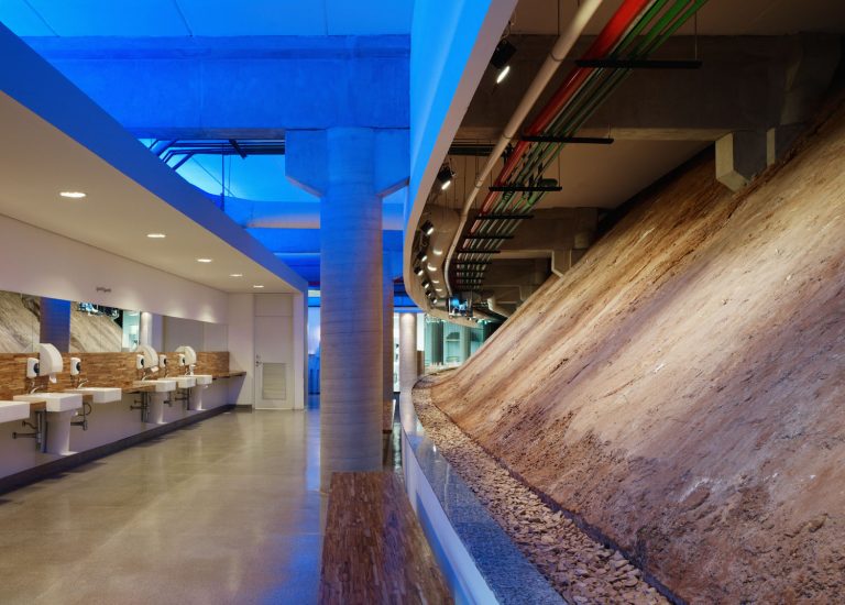 Centro Tecnológico Mahle | Nelson Kon