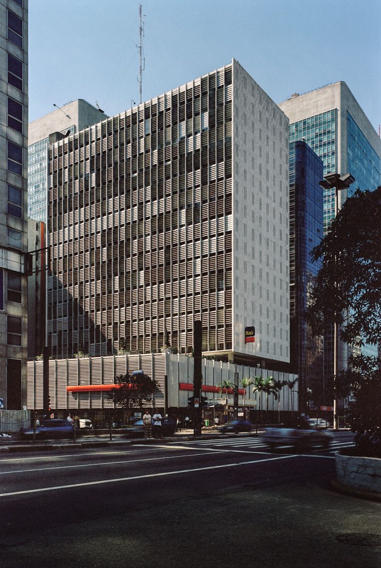 Banco Sulamericano | Nelson Kon